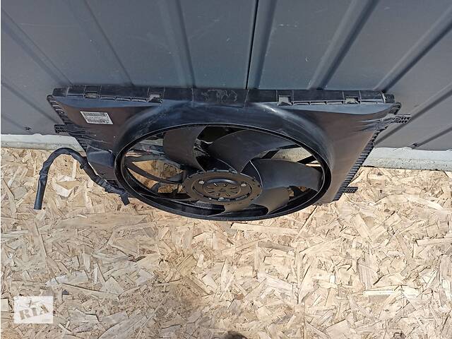 a2049066802 Mercedes C-class w204 2007-2014 GLK w212 Дифузор вентилятор ...