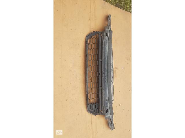 Решетка бампера Honda Accord 12р- 71103T2AA00 | Купить на Запчасти RIA.com