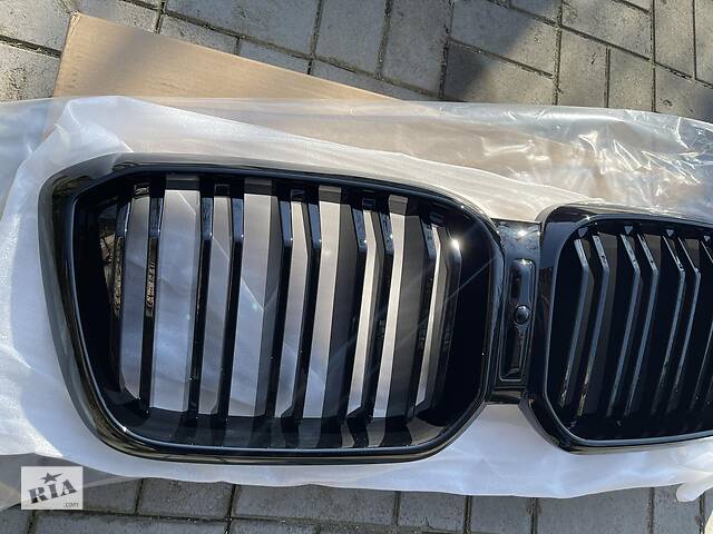 Решітка радіатора BMW X3 G01/X4 G02 LCI (2021+) тюнінг ніздрі стиль X3M ...