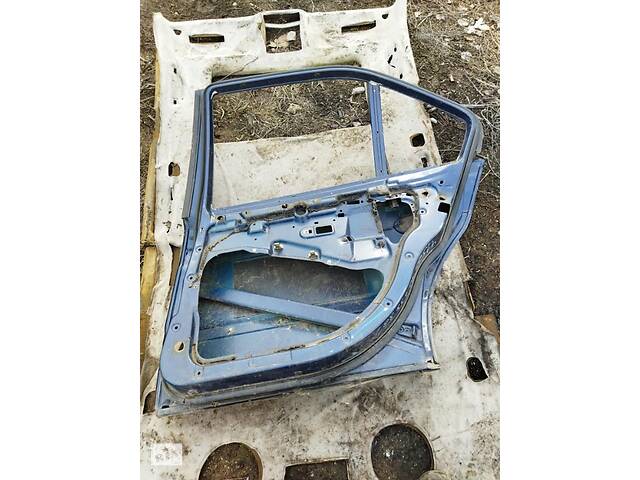 Дверь задняя правая BMW 7 E38 (1994-2001) BMW 41528223886: Двері задні ...