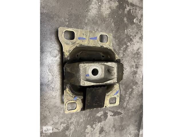 Вживаний подушка мотора для Ford Focus 2007 | Купить на Запчасти RIA.com