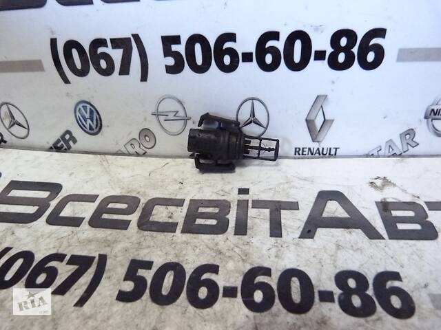 0005422818 Датчик температуры воздуха во впускном коллекторе Mercedes ...