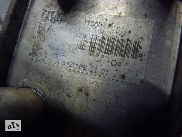 6131880101 Масляный охладитель (теплообменник, радиатор) MERCEDES E ...