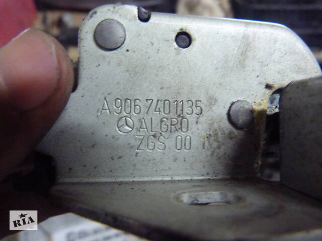 9067401135 Замок двери зад механ MERCEDES SPRINTER 906 A9067401135 ...