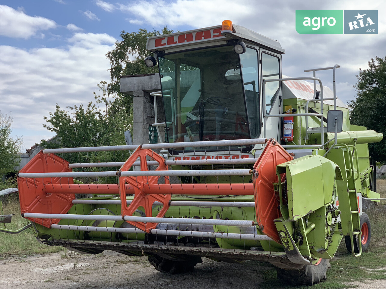 Купити Комбайн Claas Dominator 58 1986. Б/в. Ціна 27 000 $, Сокиряни ...