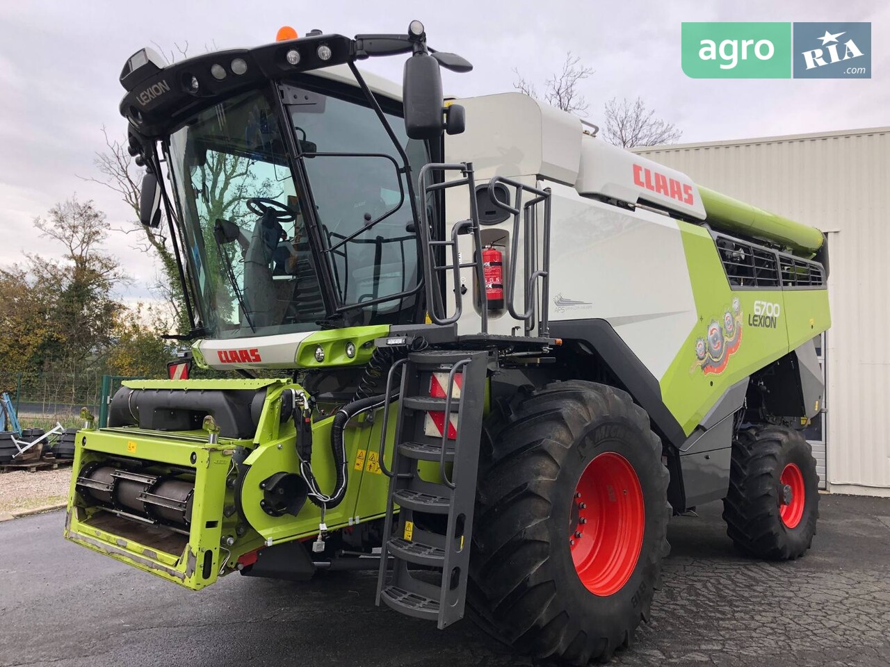 Купити Комбайн Claas Lexion 6700 2020. Б/в. Ціна 373 790 $, Здолбунів ...