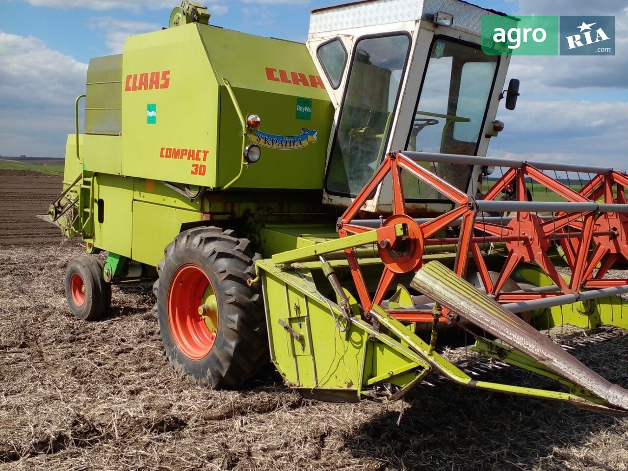 Купити Комбайн Claas Compact 30 1979. Б/в. Ціна 9 500 $, Гусятин ...
