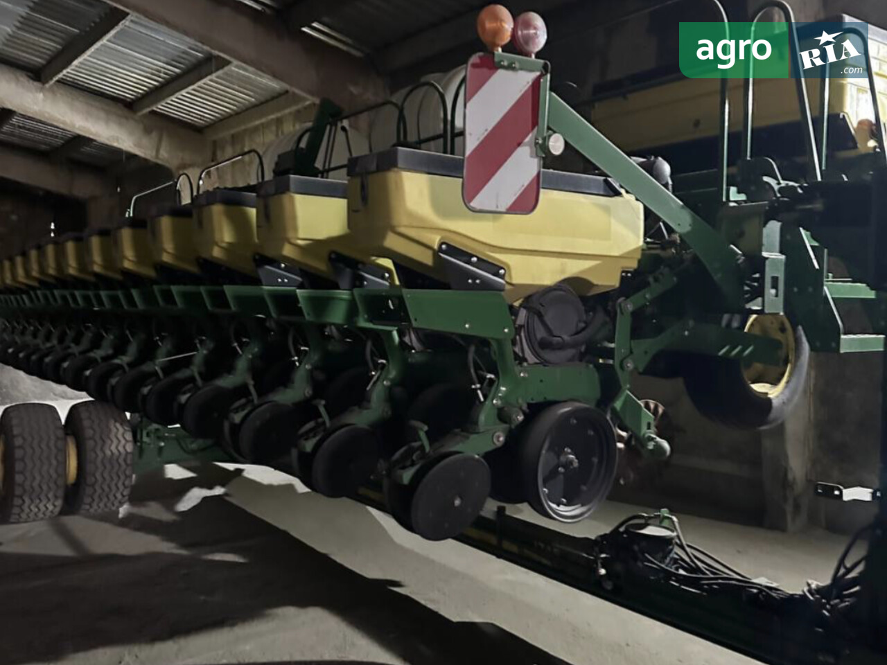 Купити Сівалка John Deere 1745 2017. Б/в. Ціна 90 000 $, Бобринець ...