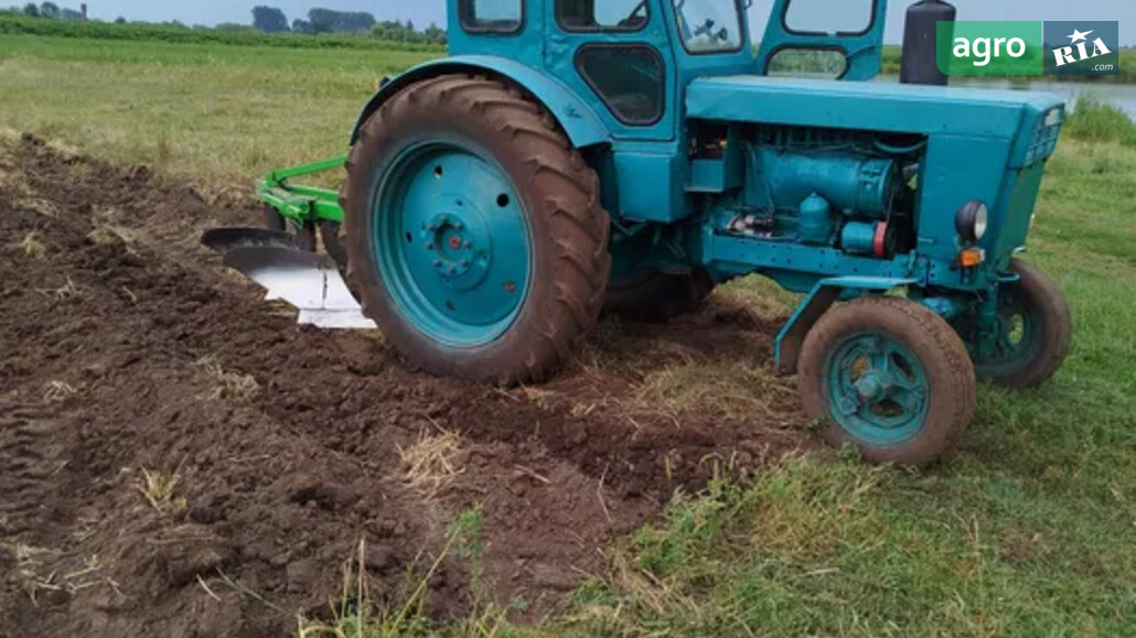 Купити Трактор ЛТЗ T-40M 1987. Б/в. Ціна 3 300 $, Рівне, Рівненська ...