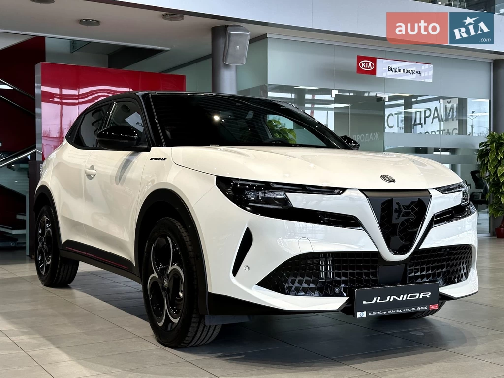 AUTO.RIA – Нове авто Альфа Ромео Джуніор (Alfa Romeo Junior), 1.2 ...
