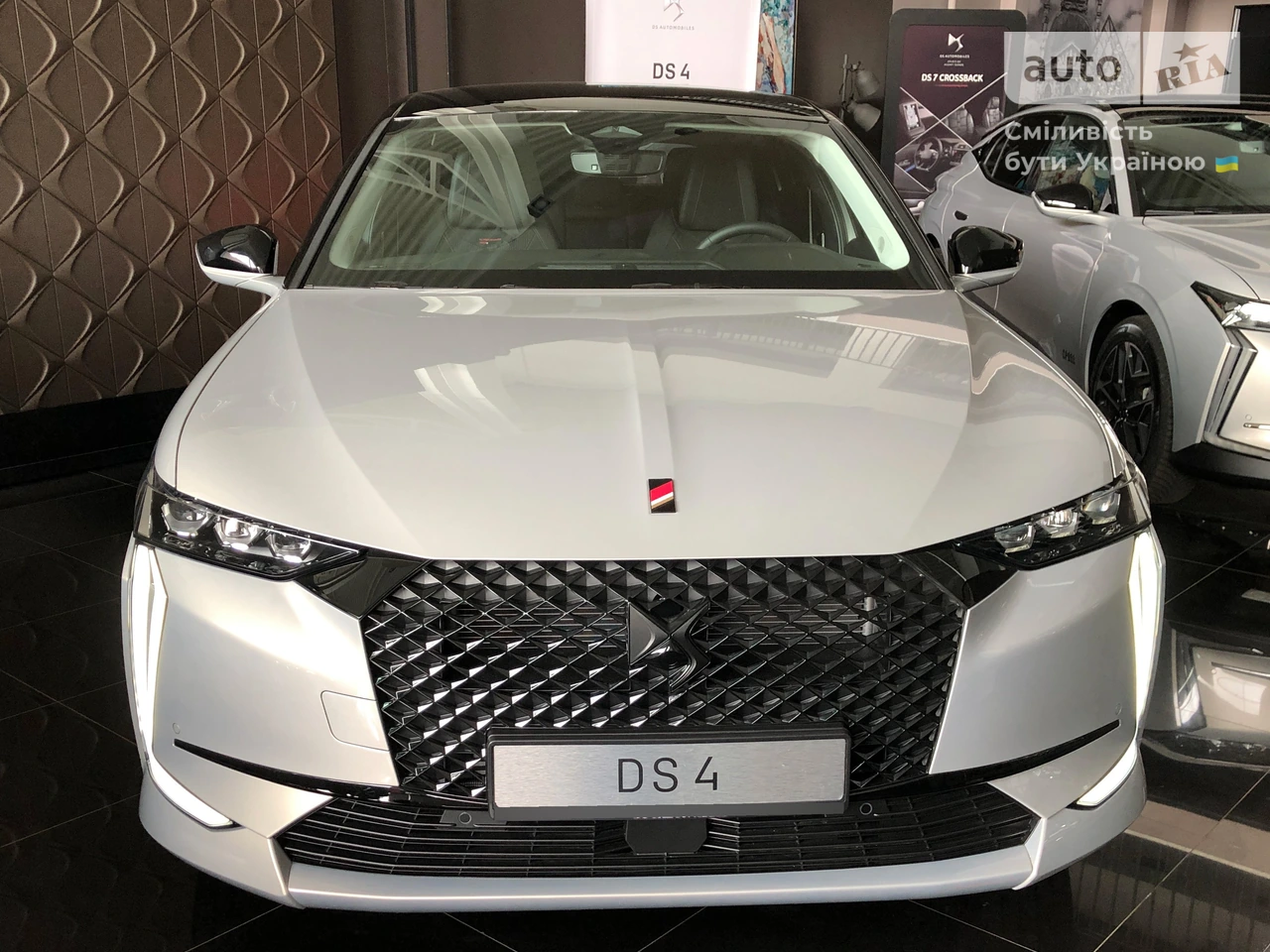 AUTO.RIA – Нове авто ДС 4 (DS 4), 1.6 PureTech AT (215 к.с ...