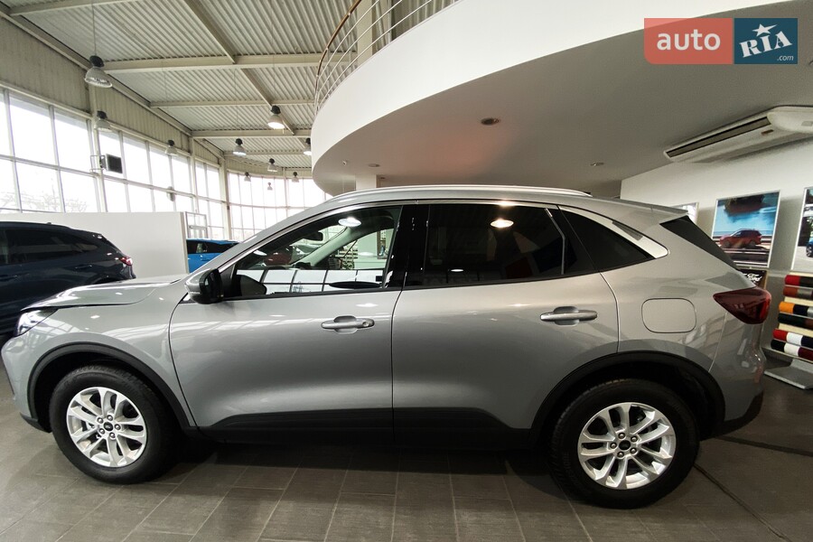 Купити нове авто Ford Kuga Titanium 2024, Solar Silver, Автомат. Ціна ...