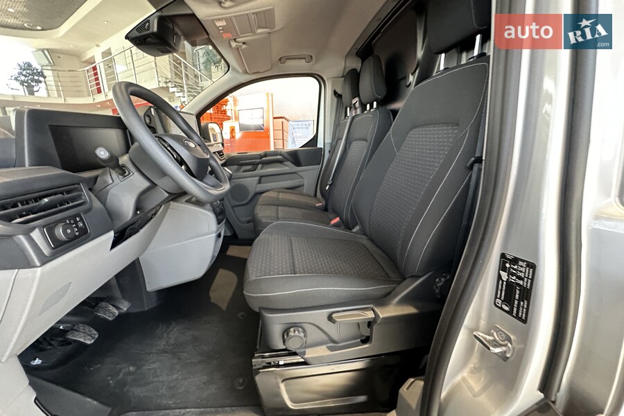 Купити нове авто Ford Transit Custom Base Plus 2023, Gravity Gold Matte ...