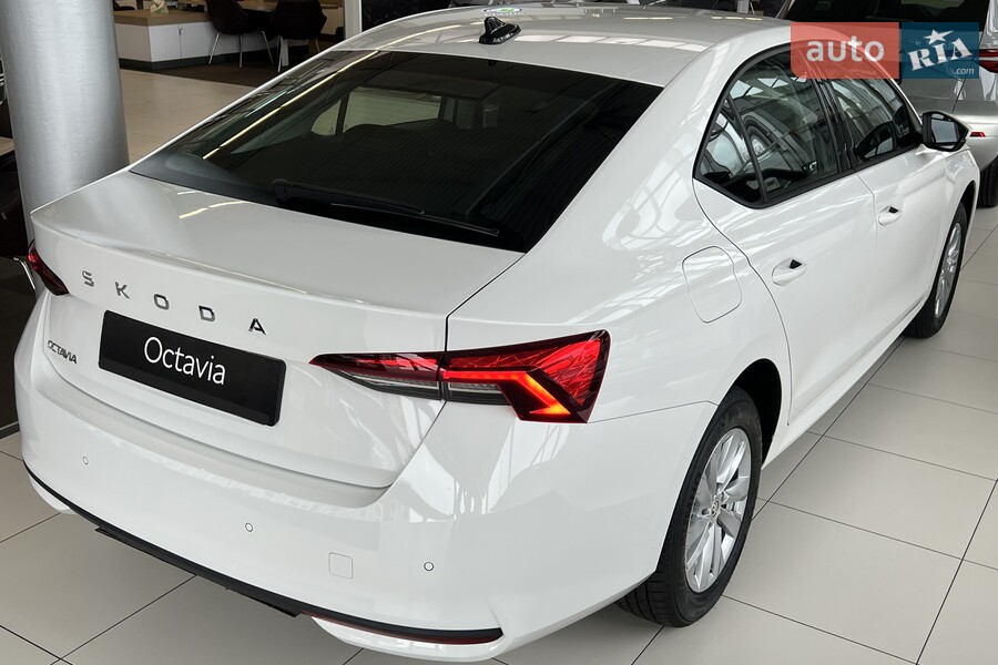 Купити нове авто Skoda Octavia Essence 2024, Candy White, Автомат. Ціна ...