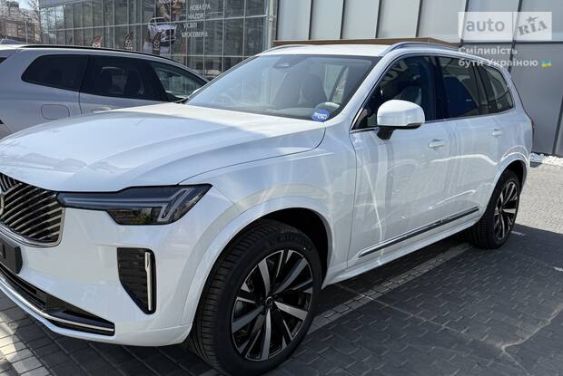 AUTO.RIA – Нове авто Вольво ХС90 (Volvo XC90), B5 2.0 AT (250 к.с.) MHEV AWD 7s Core 2025 р.в ...